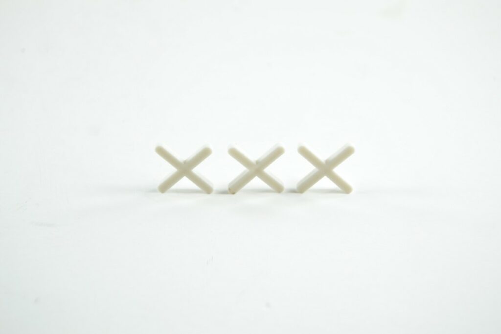 TILE SPACER 3MM 100 PIECE IN A BAG - A.Bassa & Sons