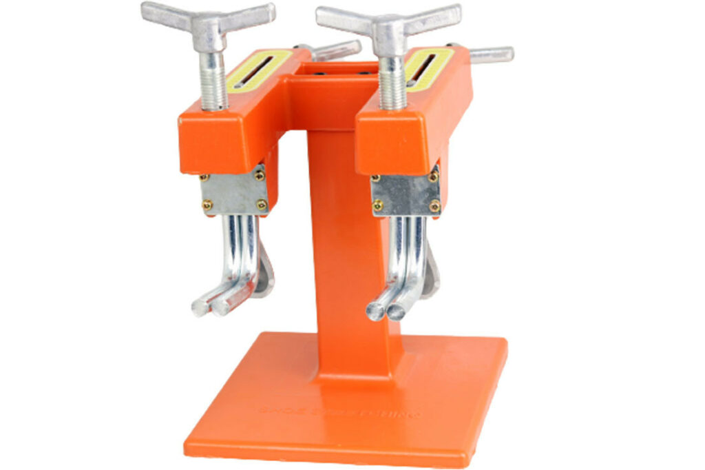 SHOE EXPANDING STREACHING MACHINE TWO WAY - A.Bassa & Sons