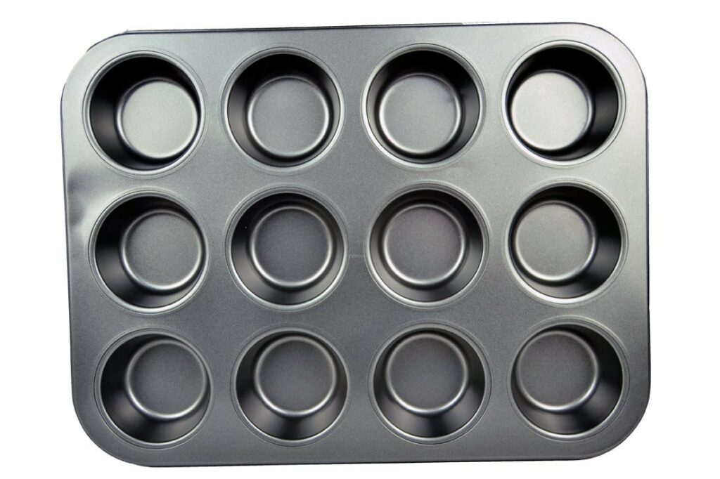 BAKING TRAY 12 CUP ROUND DESIGN - A.Bassa & Sons
